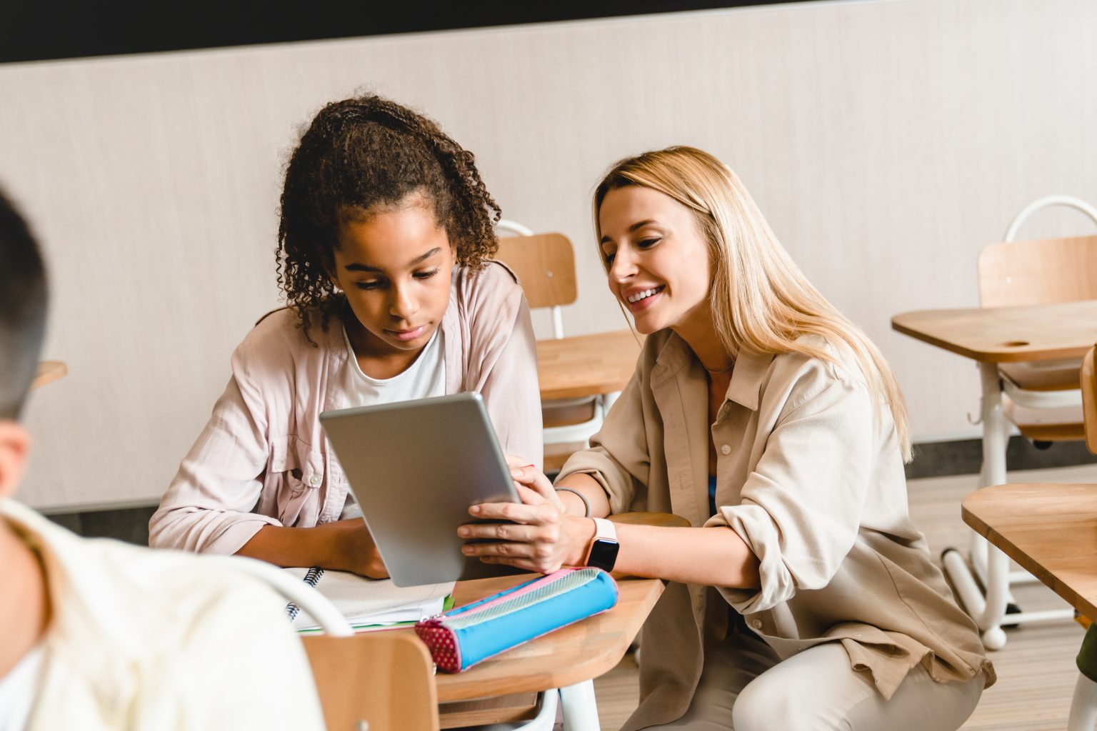 5 Proven Strategies for Disciplining Unruly Classrooms - Paths of Learning