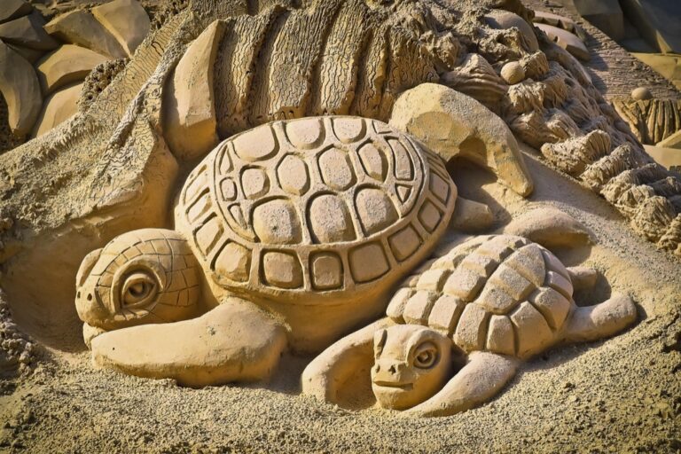 7 Ideas for Outdoor Sculptures Using Found Objects That Spark Wonder ...