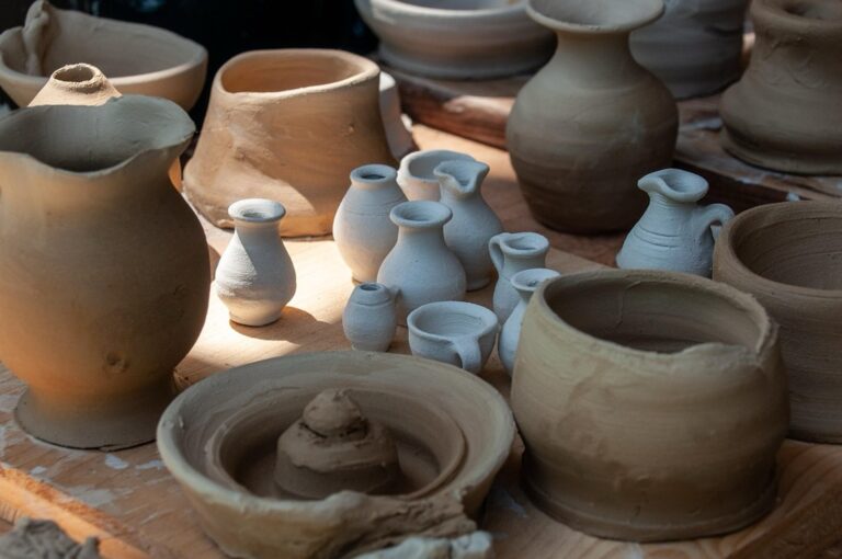 7 Ways to Craft with Clay Found in Nature That Spark Wonder Outdoors ...