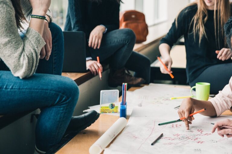 7 Creative Group Games for Social Skills That Build Real Connections ...